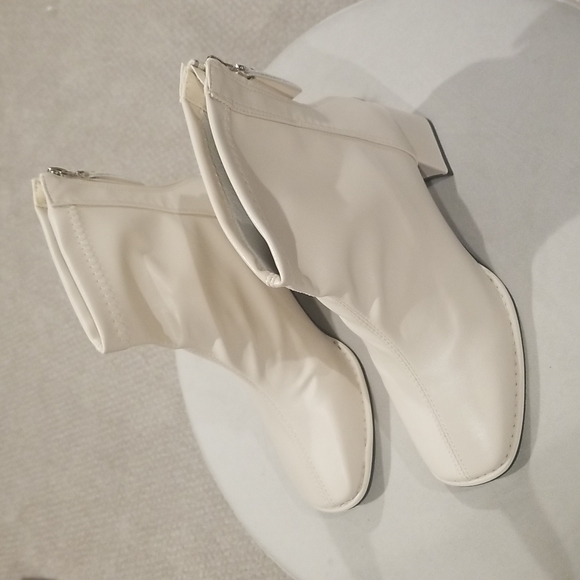 Lattelier | Shoes | Squared Off Toe Boots Creamy White Lattelier | Poshmark